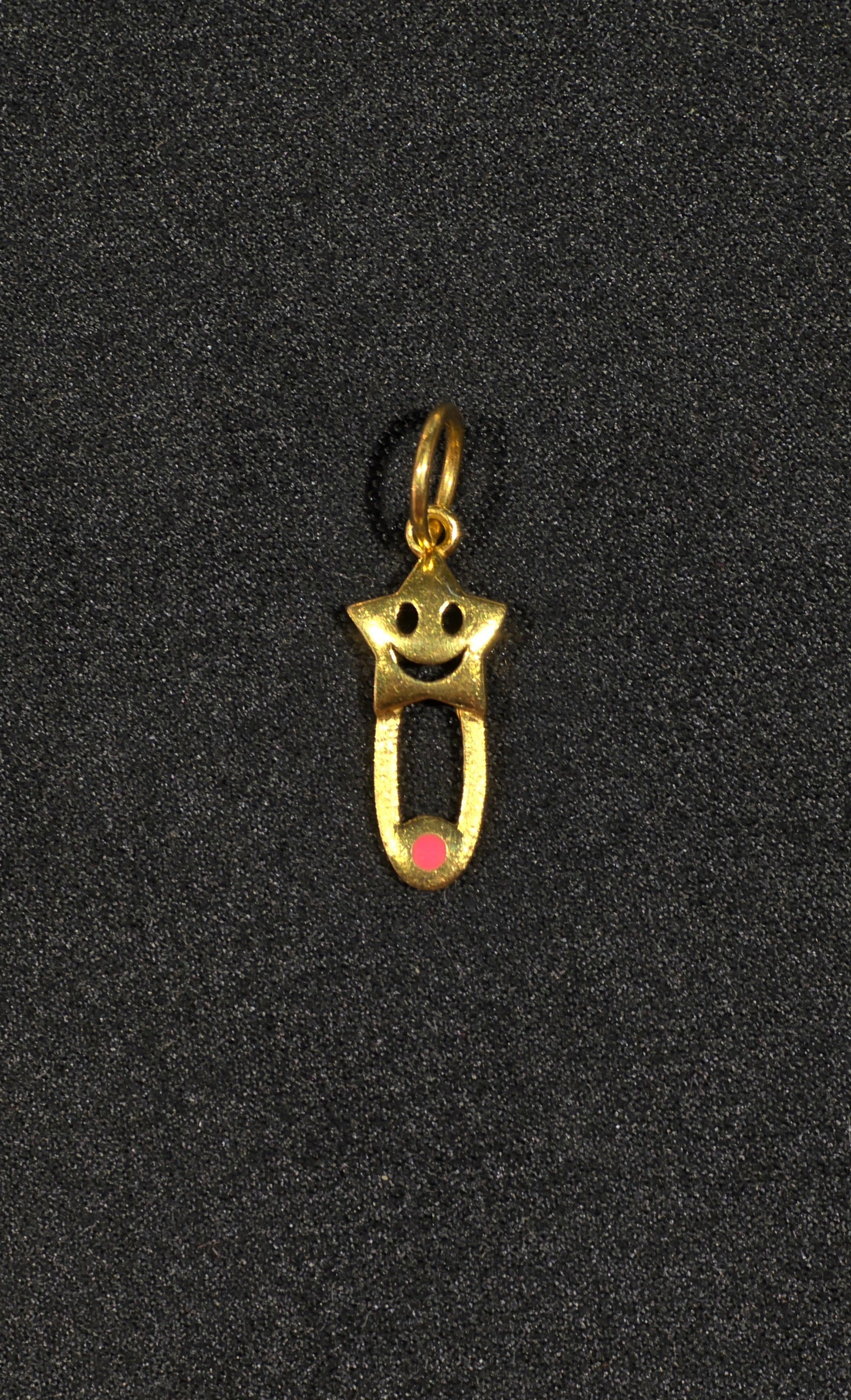22KT Gold Shooting Star Pendant – Harman Sehjra Jewellery