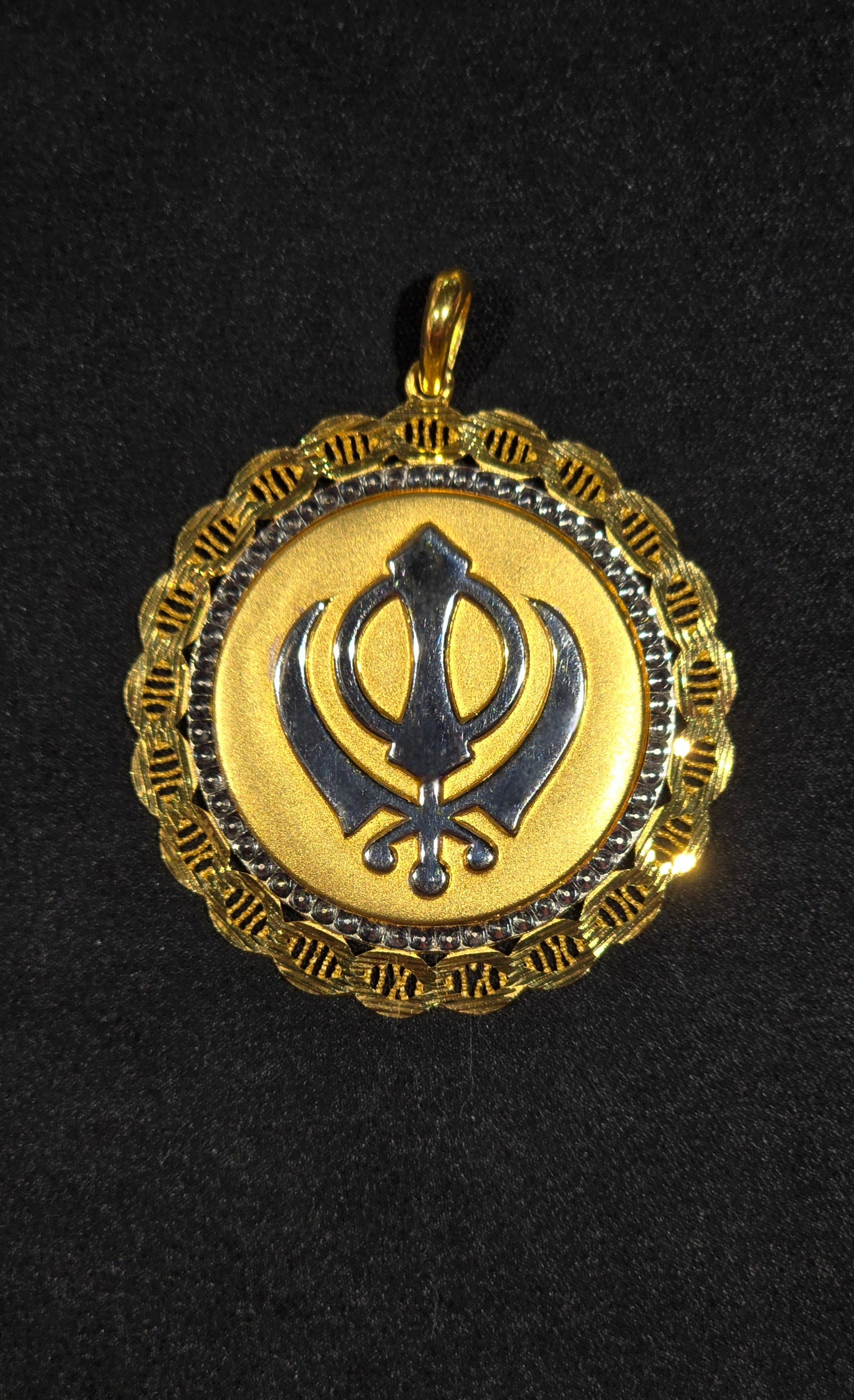22KT Gold Khanda Pendant – Harman Sehjra Jewellery